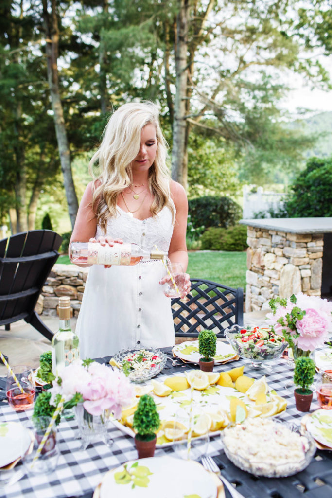 Outdoor Summer Dinner Party | The Southern Style Guide