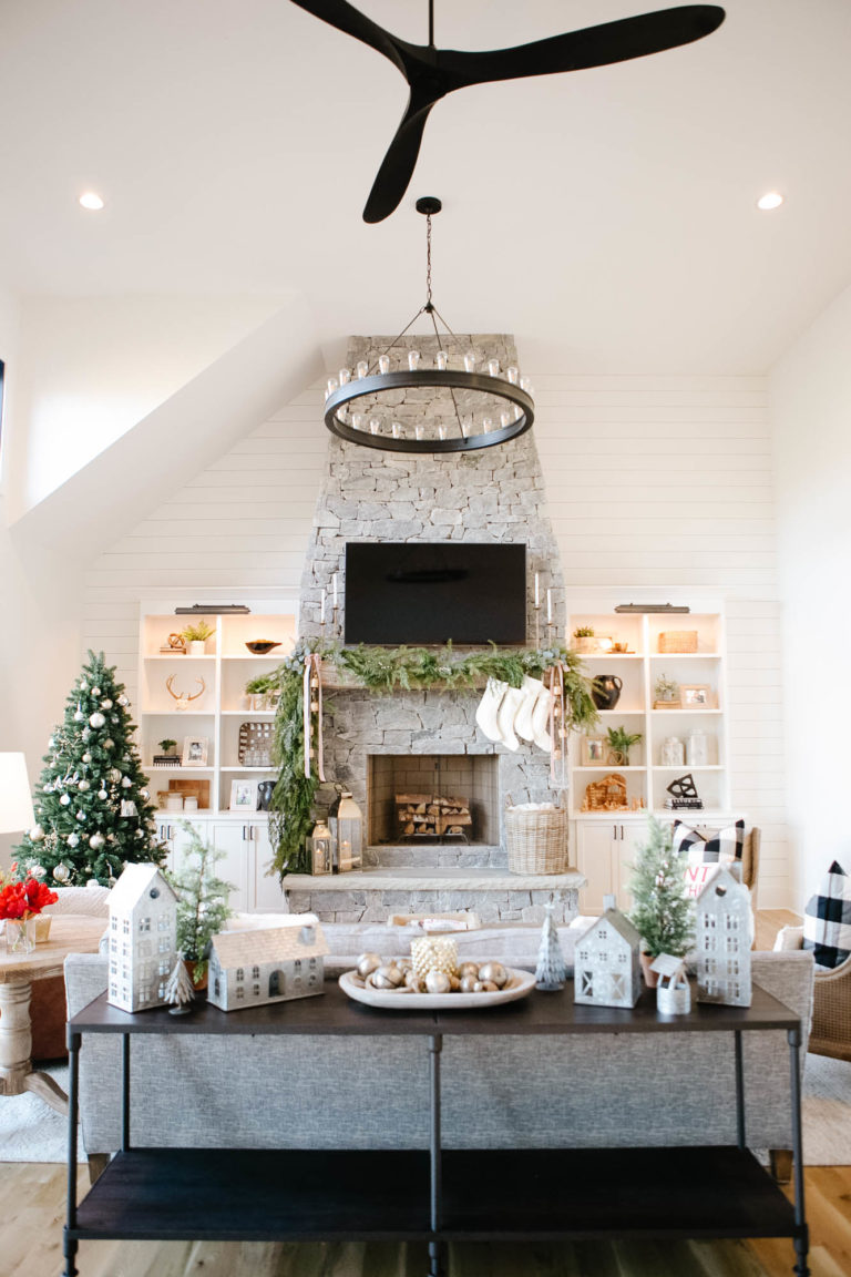 Christmas Home Tour - Cristin Cooper